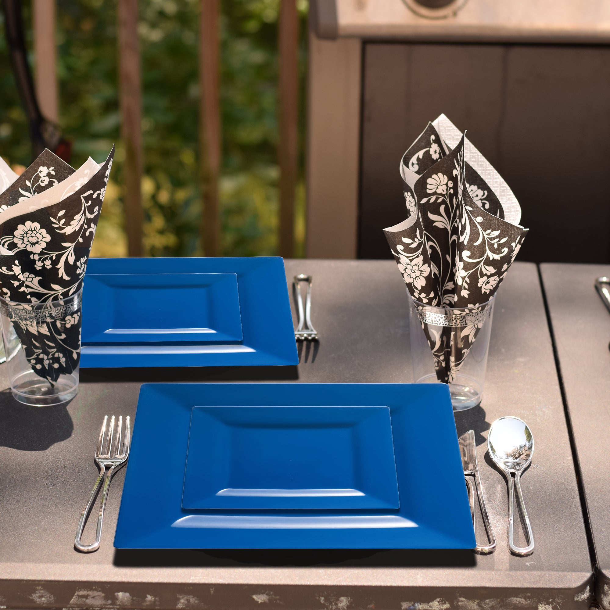 Plastic Plates - Midnight Blue Cake Plates | Smarty Had A Party